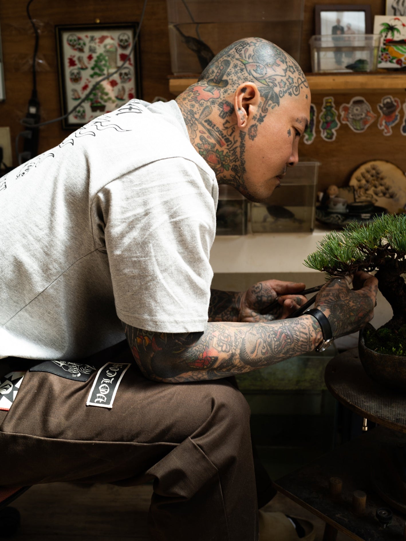 【OUTLET】VOLCOM Tokyo True Featured Artist Yusuke Services Pants - Dark