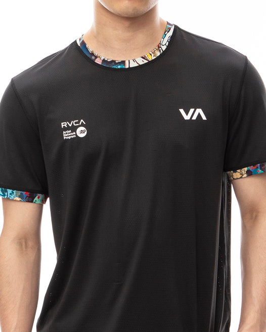 【OUTLET】RVCA SPORT メンズ 【SAGE VAUGHN】 SAGE VAUGHN RVCA RUNNER SS ランナーTシ