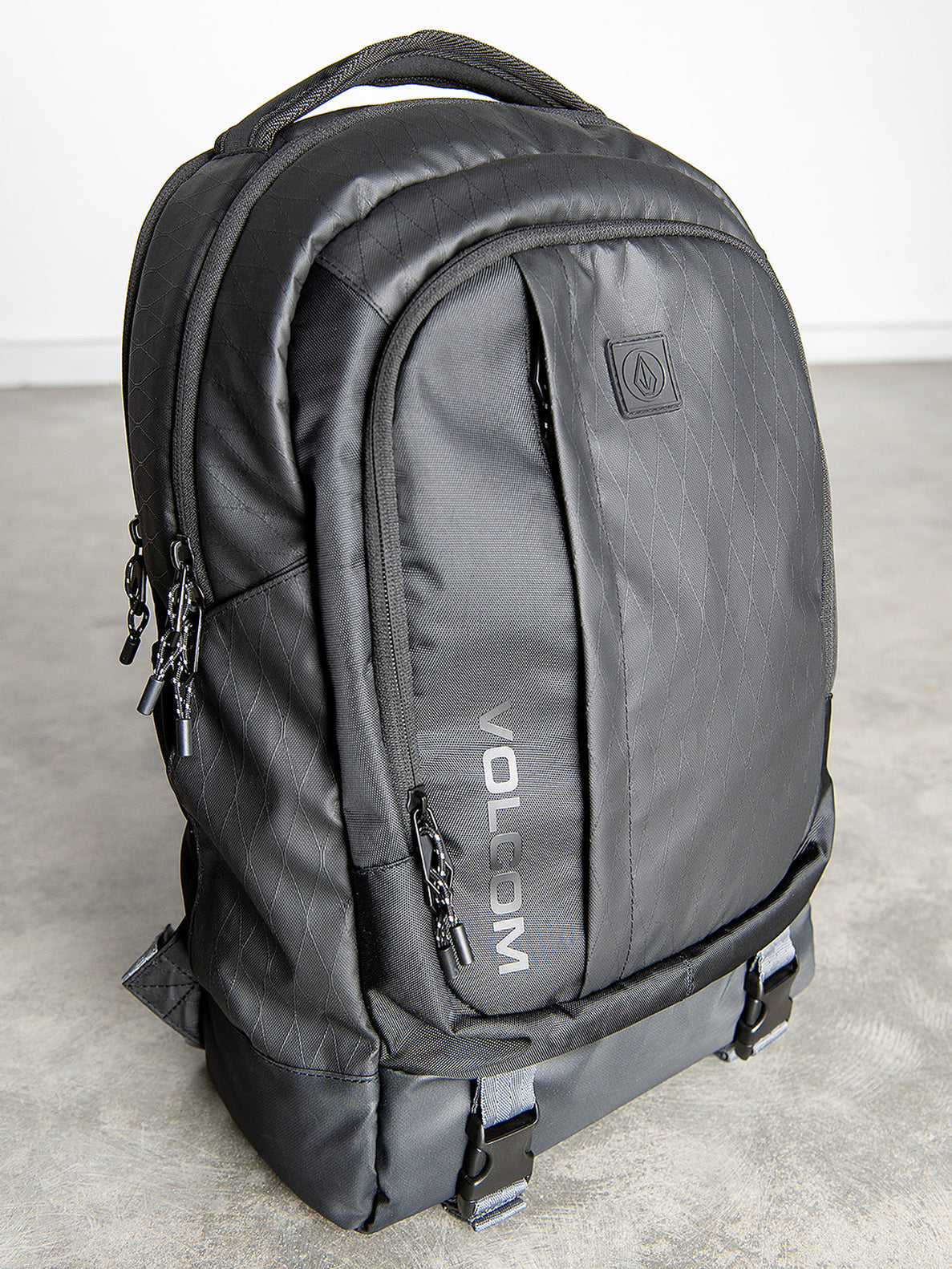 【OUTLET】VOLCOM Venture Backpack - Black