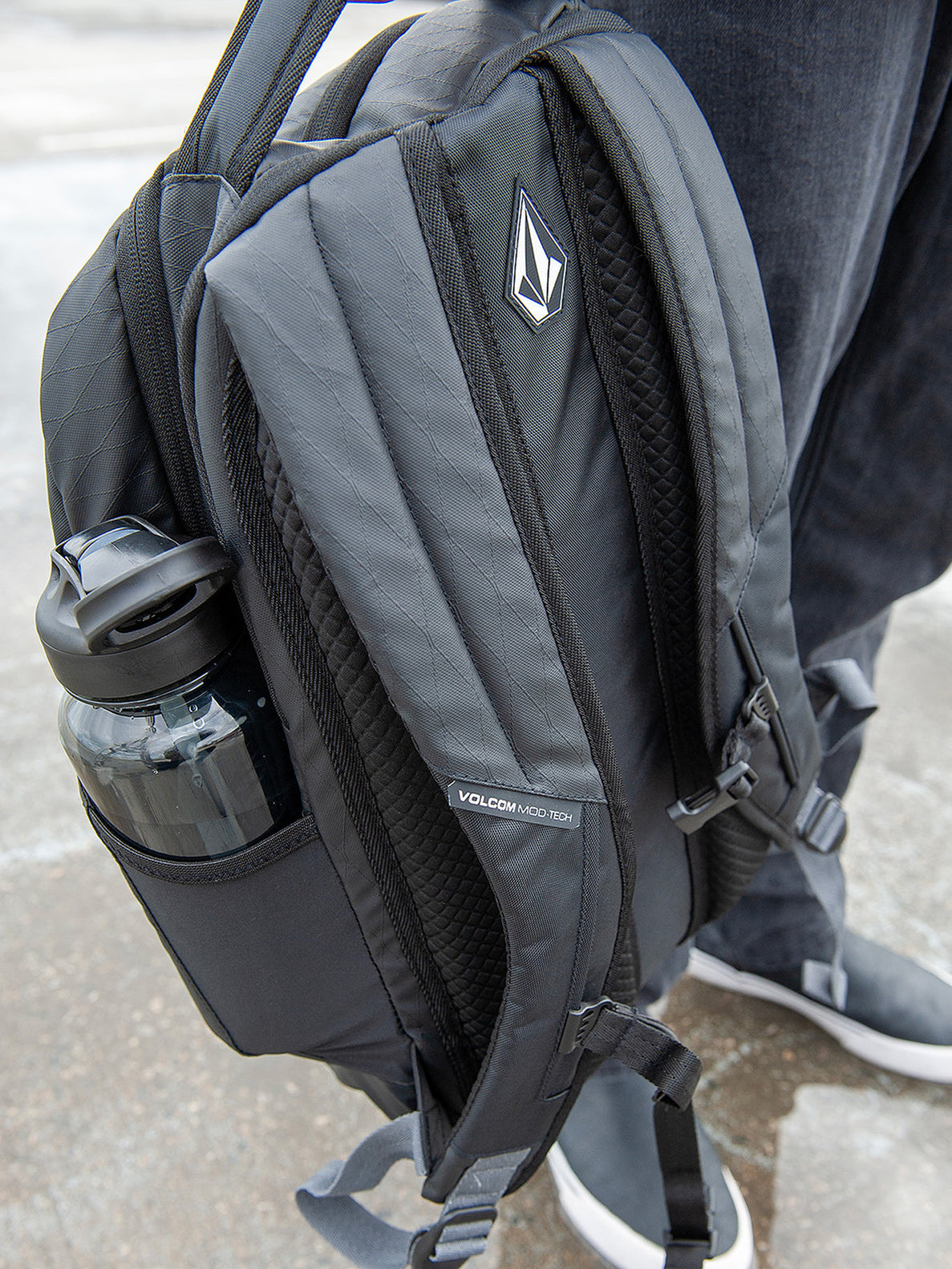 【OUTLET】VOLCOM Venture Backpack - Black